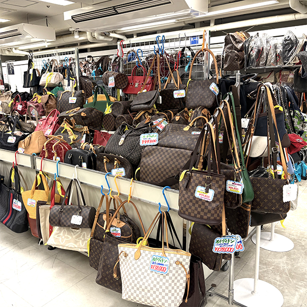 Secondhand Shopping in Tokyo | KEIO DEPARTMENT STORE SHINJUKU